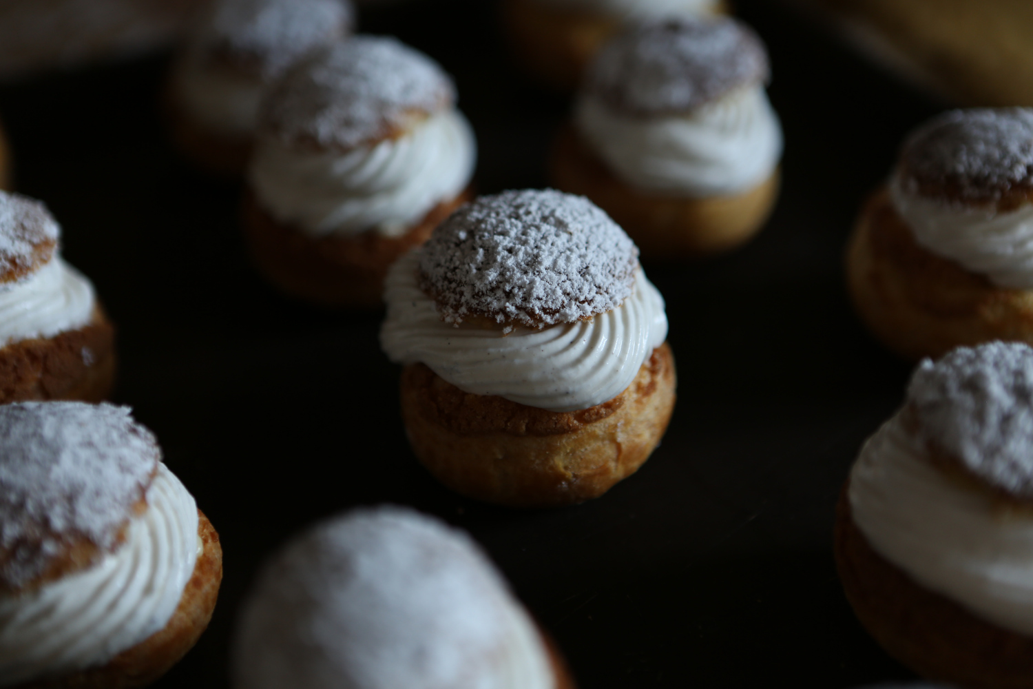 Choux Chantilly Vanille - Recette sur Les Assiettes à Dessert